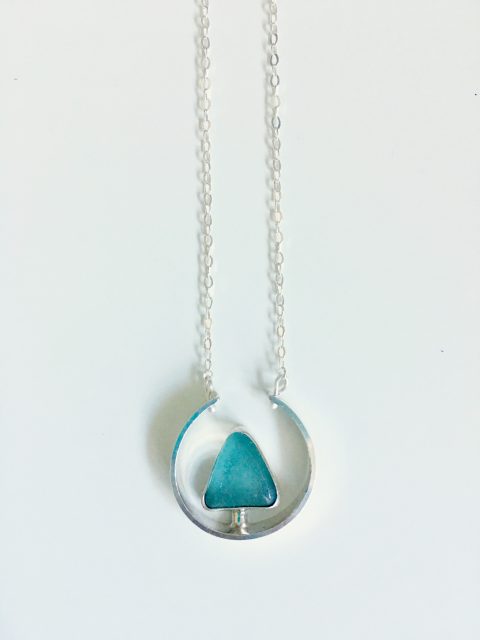 Semperviren Sea Glass Tree Pendant – this tiny ocean